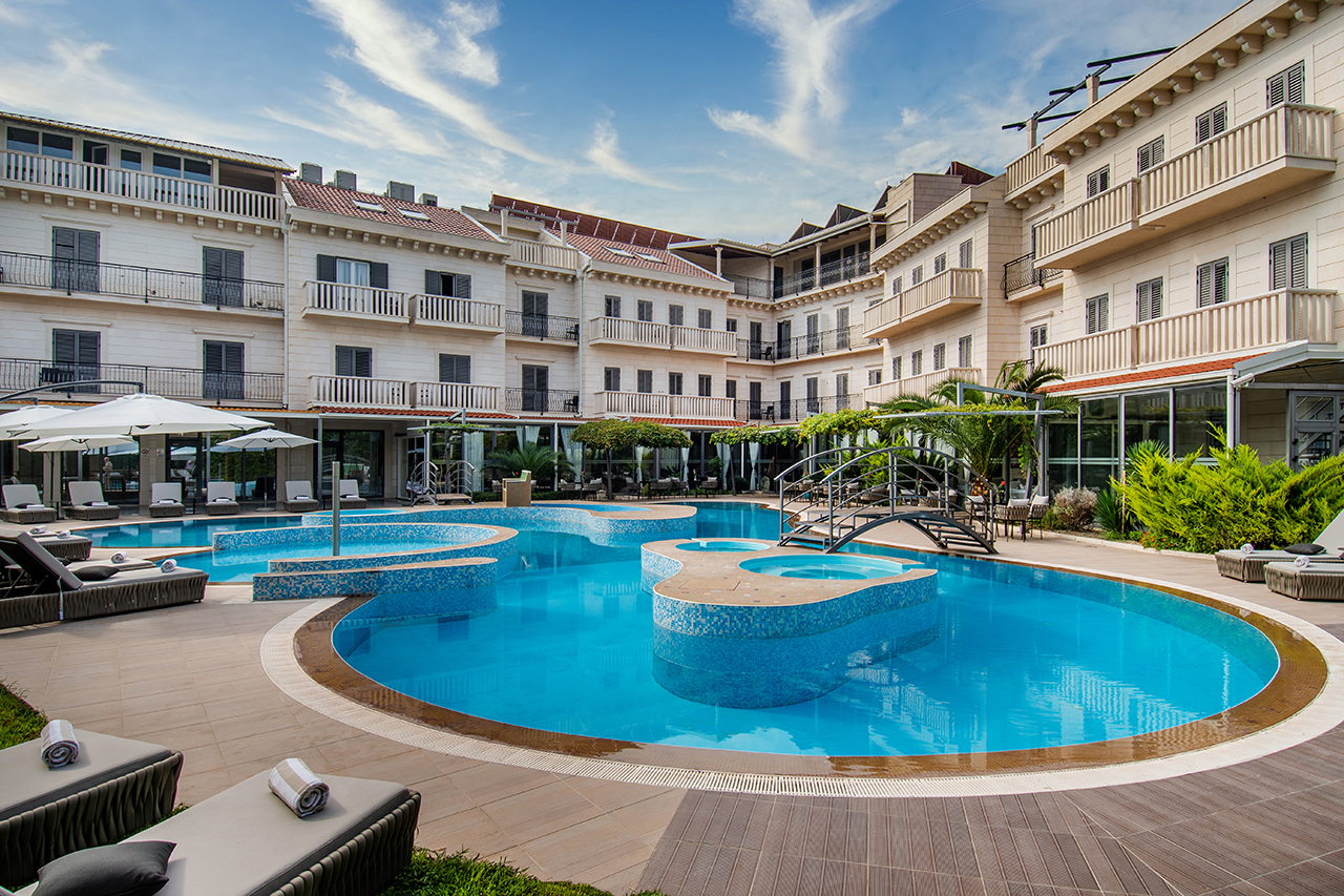 Images & Video - Hotel President Solin